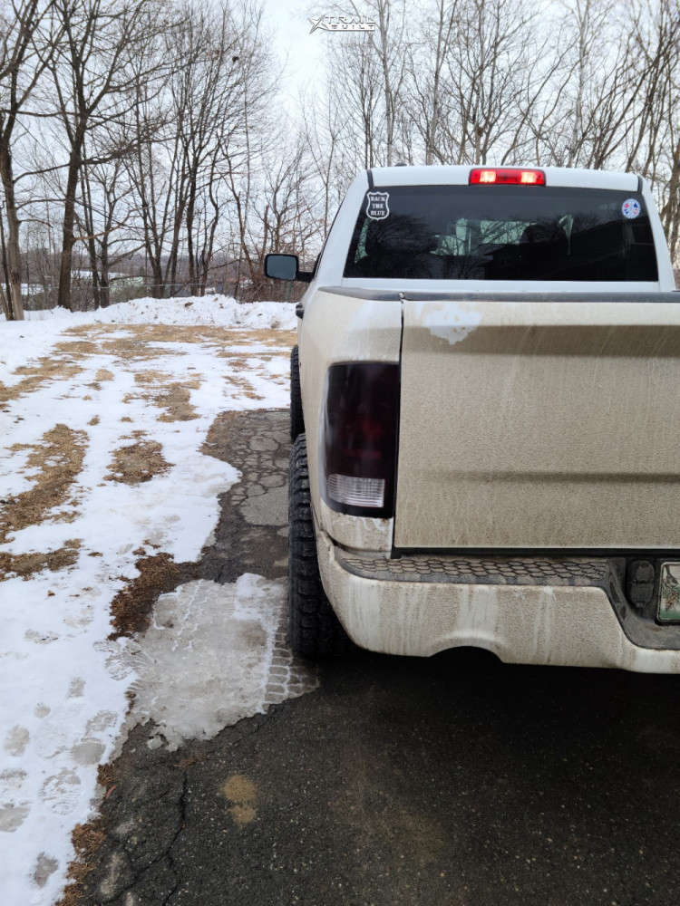 2017 Ram 1500 Wheel Offset Aggressive > 1" Outside Fender Leveling Kit ...