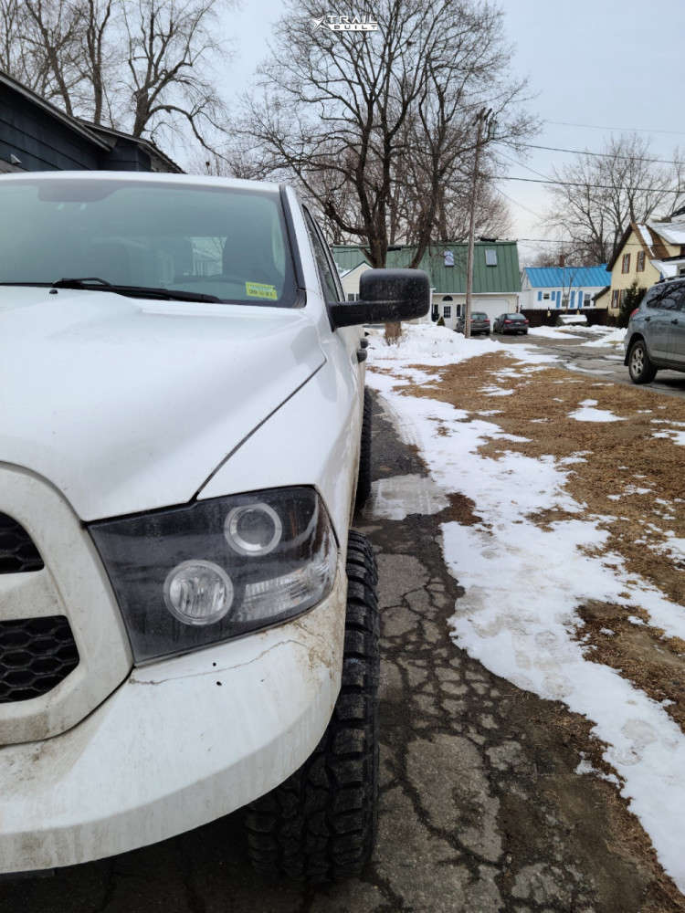 2017 Ram 1500 Wheel Offset Aggressive > 1" Outside Fender Leveling Kit ...