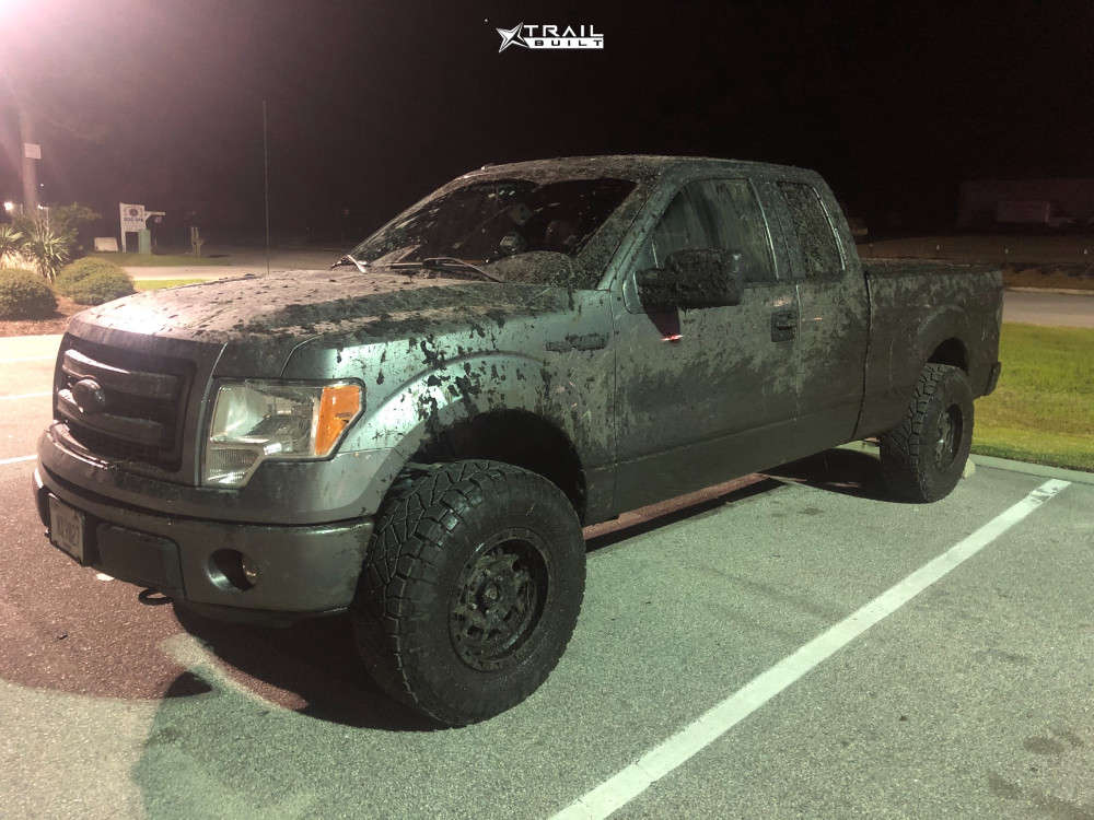 2013 Ford F-150 Wheel Offset Aggressive > 1" Outside Fender Leveling ...