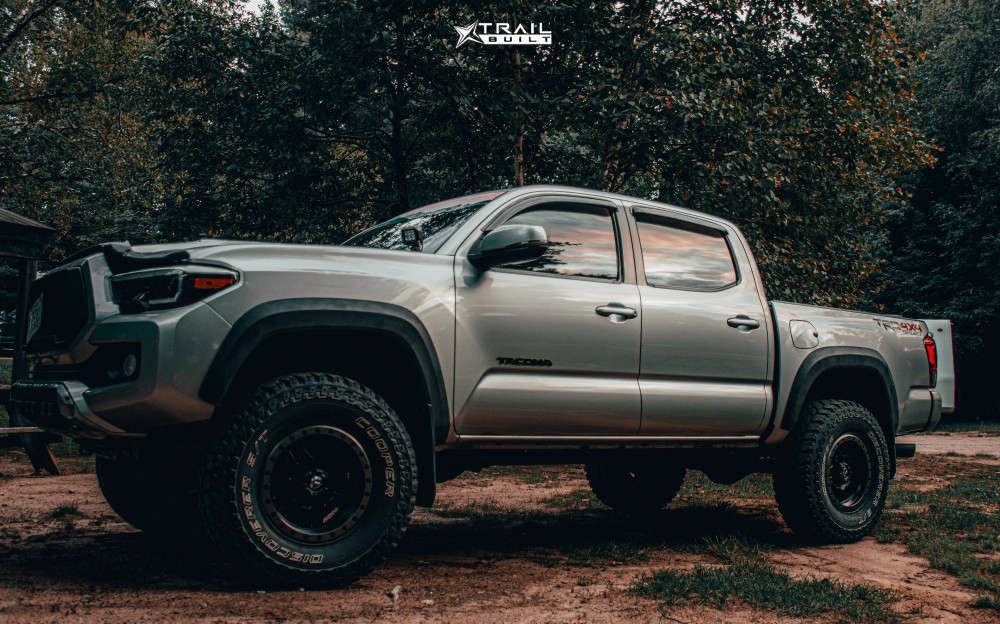 2016 Toyota Tacoma Wheel Offset Aggressive > 1" Outside Fender Leveling ...