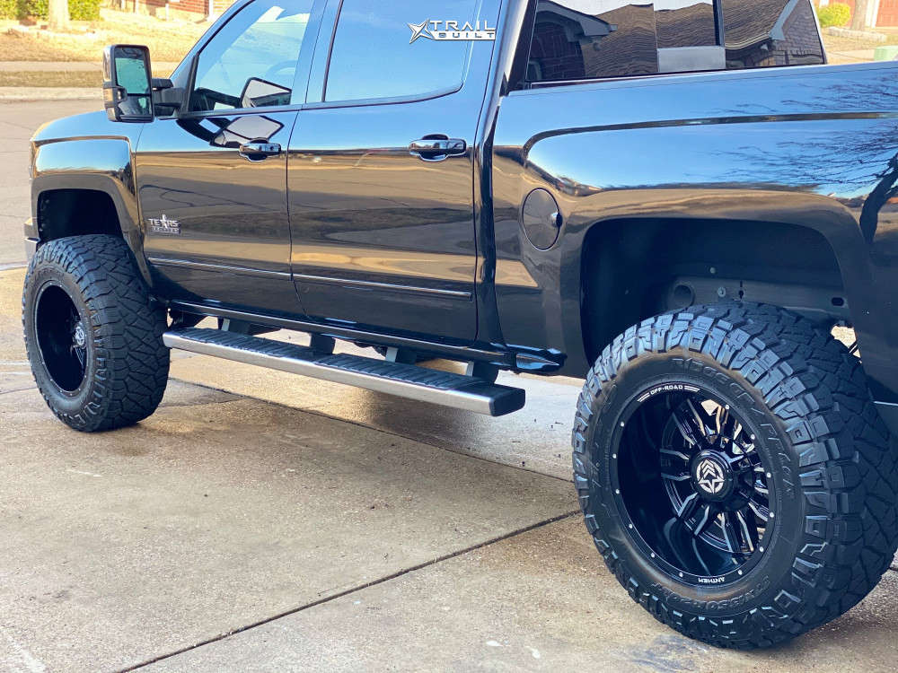 2015 Chevrolet Silverado 1500 Wheel Offset Aggressive > 1" Outside ...
