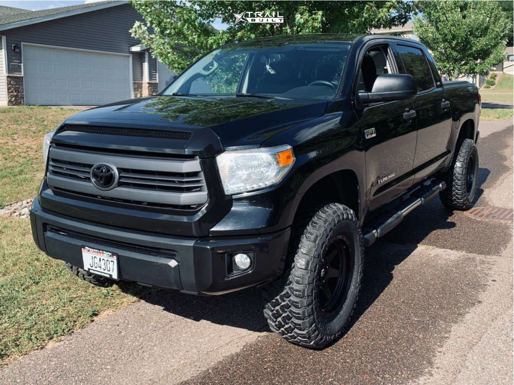 2014 Toyota Tundra Wheel Offset Aggressive > 1" Outside Fender Leveling ...