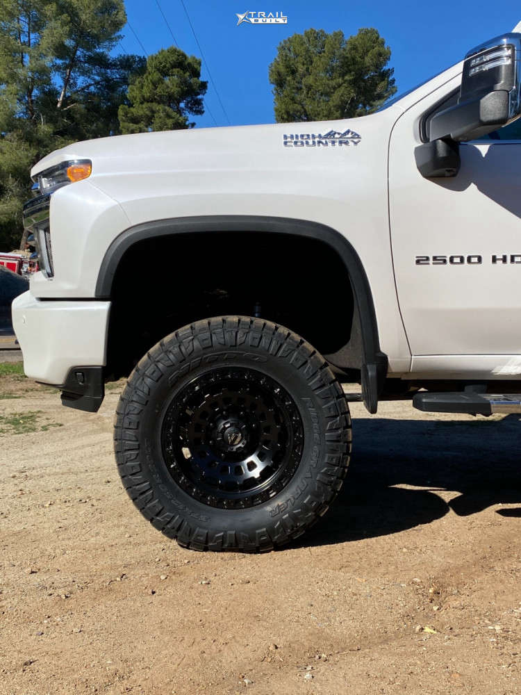 2020 Chevrolet Silverado 2500 HD Wheel Offset Aggressive > 1" Outside ...
