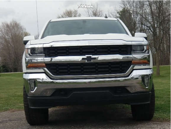 2017 Chevrolet Silverado 1500 Wheel Offset Aggressive > 1" Outside ...