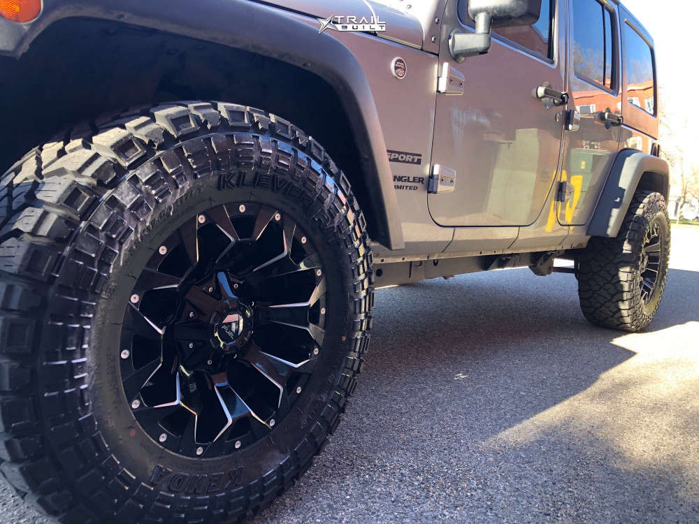 2017 Jeep Wrangler Wheel Offset Aggressive > 1" Outside Fender Stock ...