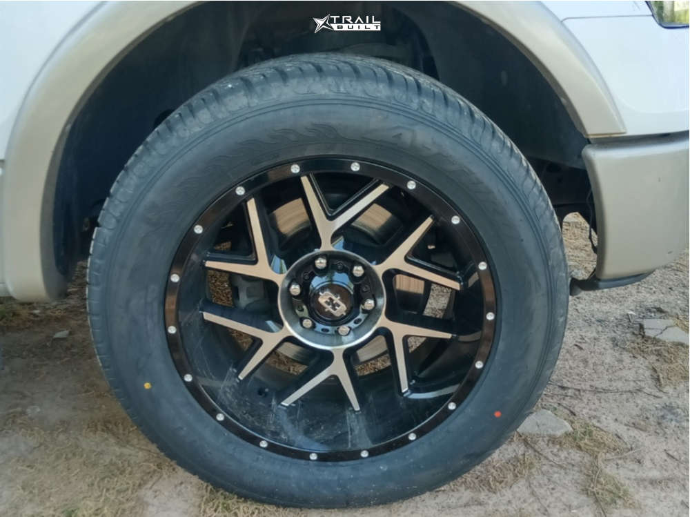 2010 Ford F-150 Wheel Offset Aggressive > 1" Outside Fender Stock ...