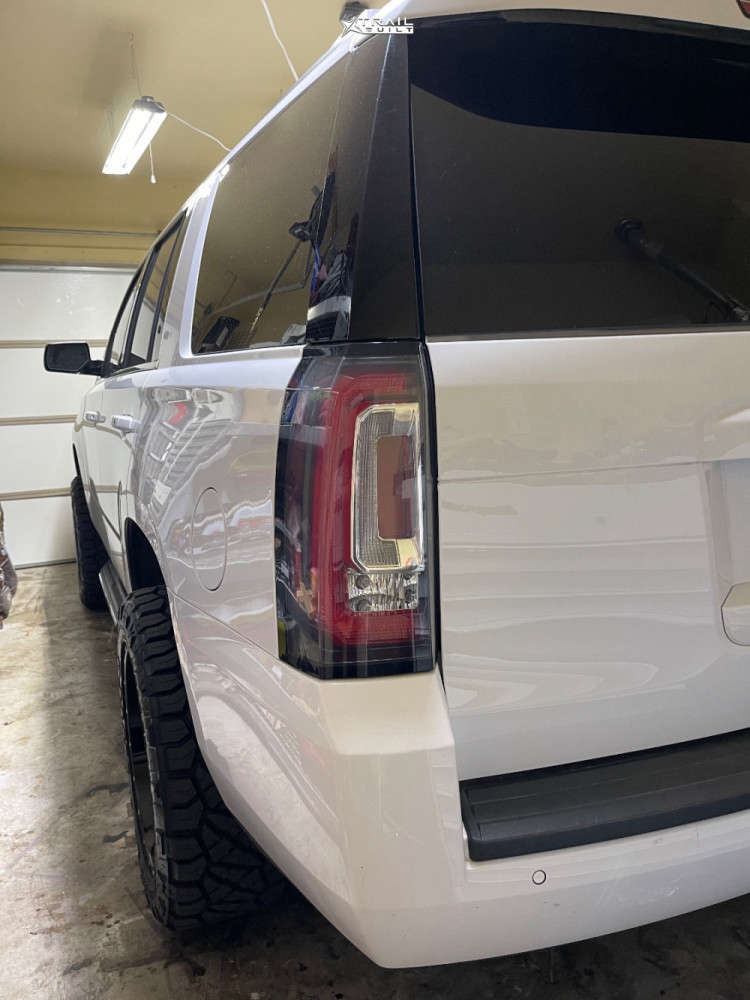 2017 GMC Yukon Wheel Offset Aggressive > 1" Outside Fender Leveling Kit ...