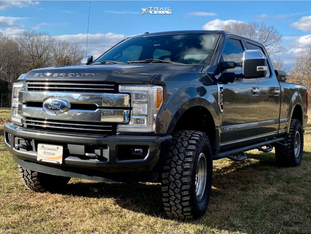 2017 Ford F-250 Super Duty Wheel Offset Slightly Aggressive Leveling ...