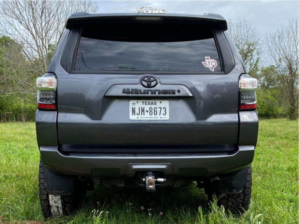 2020 Toyota 4Runner Wheel Offset Aggressive > 1" Outside Fender ...