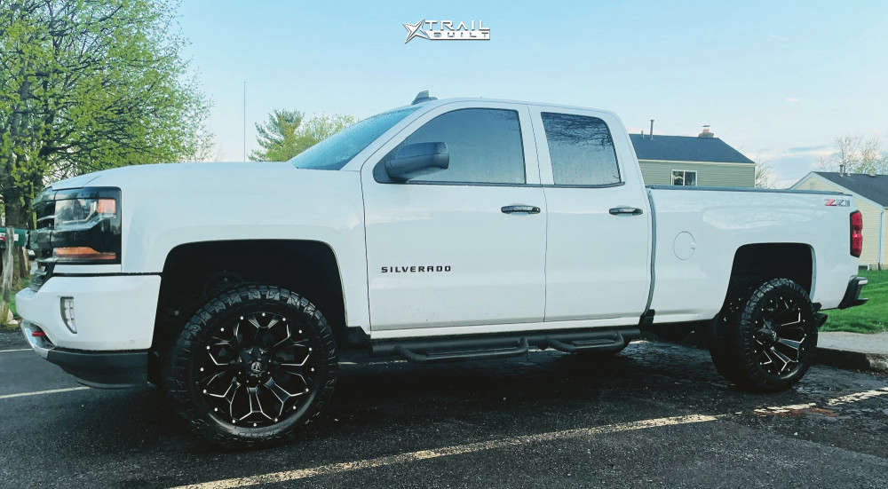 2018 Chevrolet Silverado 1500 Wheel Offset Aggressive > 1" Outside ...