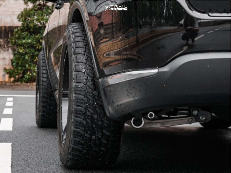 2020 Dodge Durango Wheel Offset Aggressive > 1" Outside Fender Stock ...