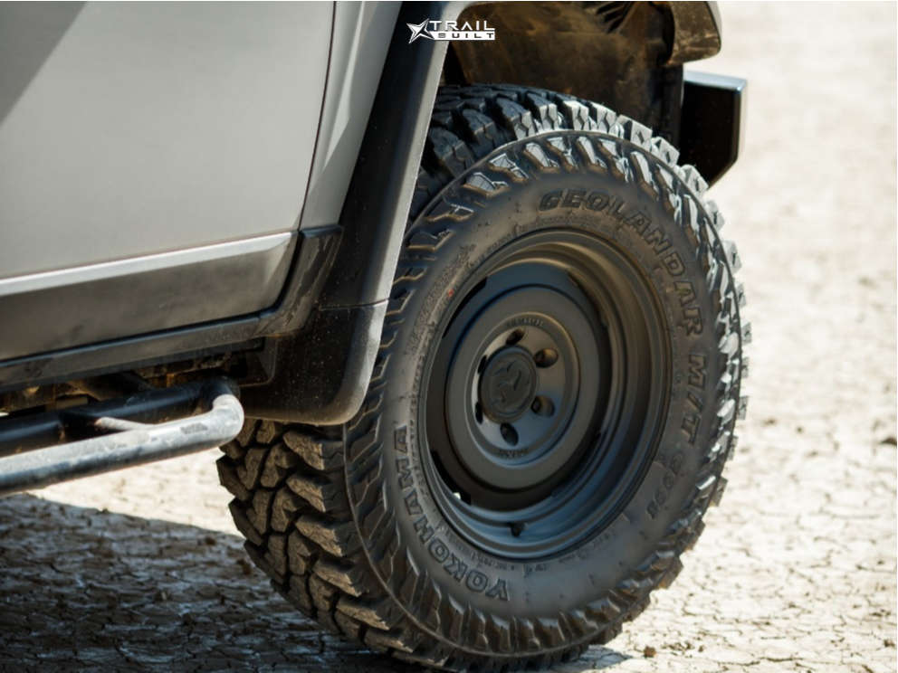 2014 Toyota FJ Cruiser Wheel Offset Slightly Aggressive Leveling Kit ...