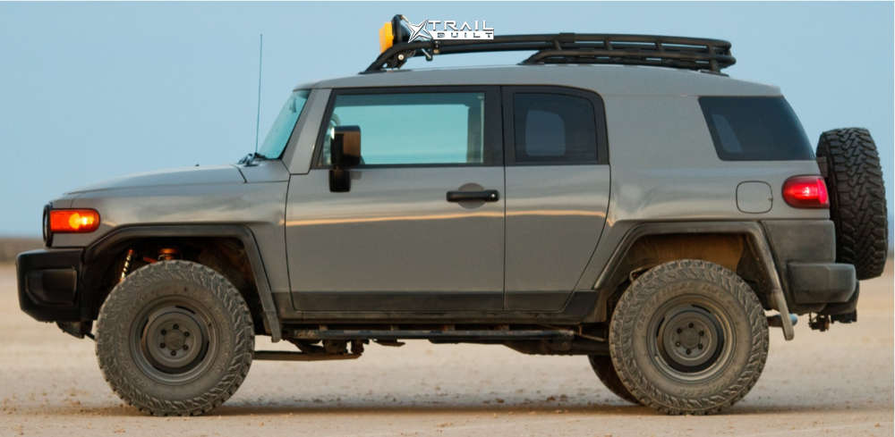 2014 Toyota FJ Cruiser Wheel Offset Slightly Aggressive Leveling Kit ...