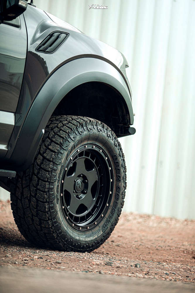 2018 Ford Raptor Wheel Offset Slightly Aggressive Suspension Lift 3.5 ...