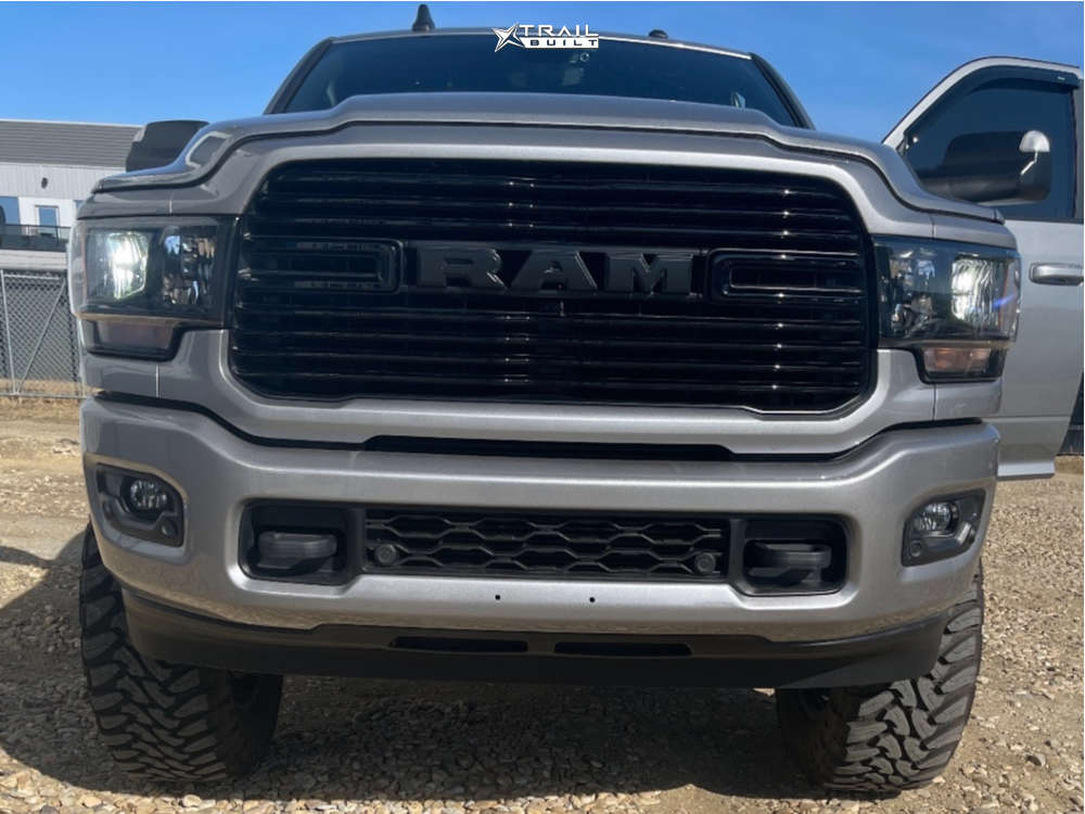 2019 Ram 3500 Wheel Offset Aggressive > 1" Outside Fender Suspension ...