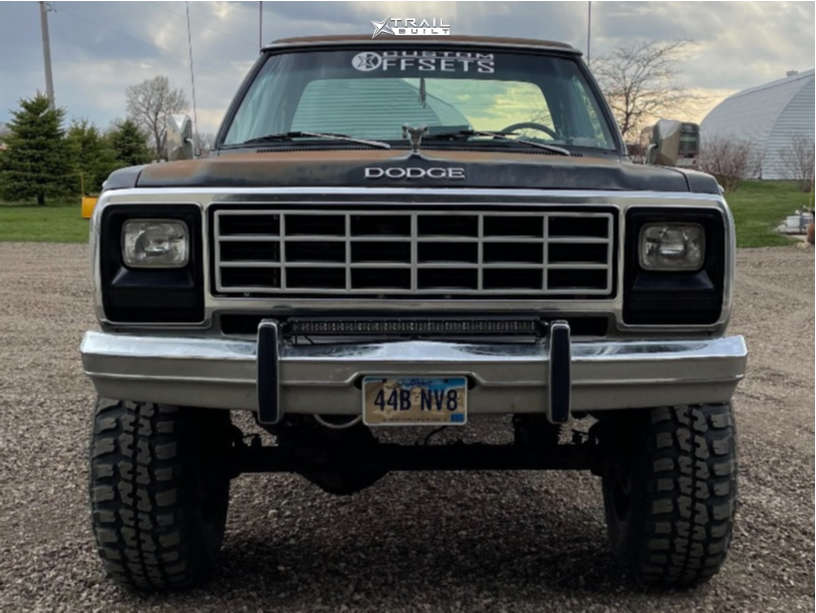 1983 Dodge W150 Wheel Offset Aggressive > 1" Outside Fender Suspension ...