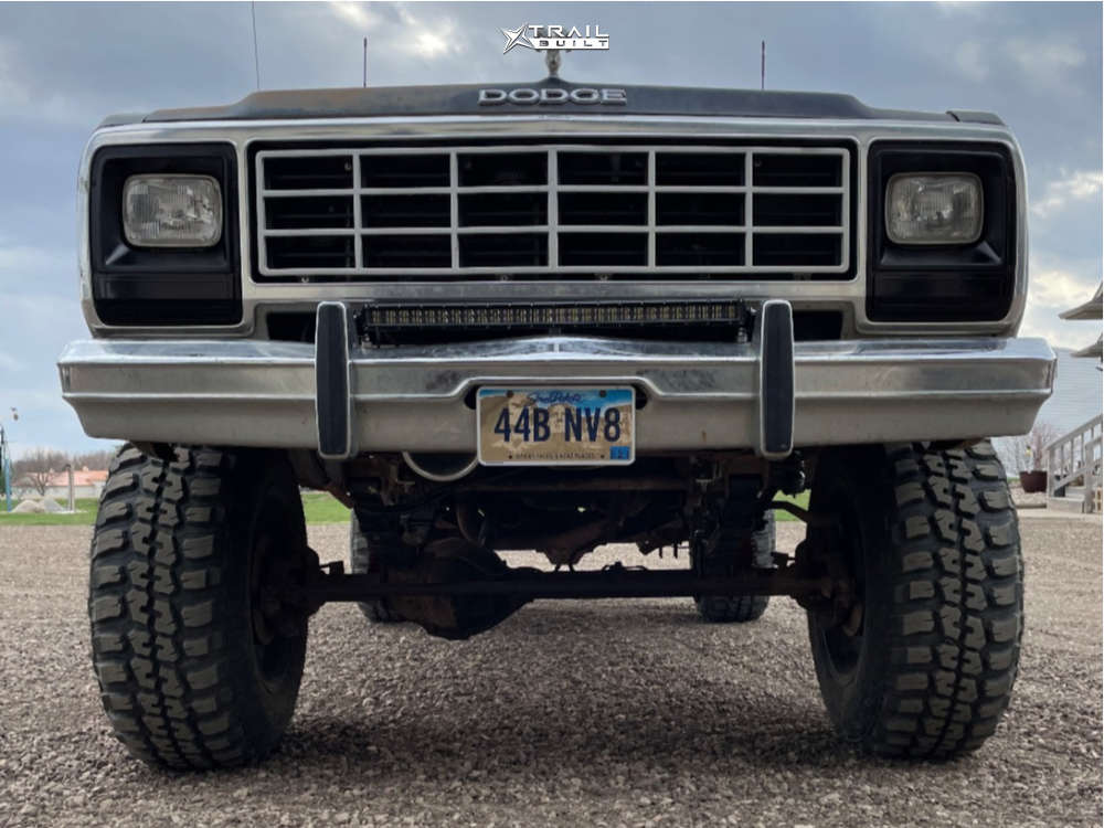 1983 Dodge W150 Wheel Offset Aggressive > 1" Outside Fender Suspension ...