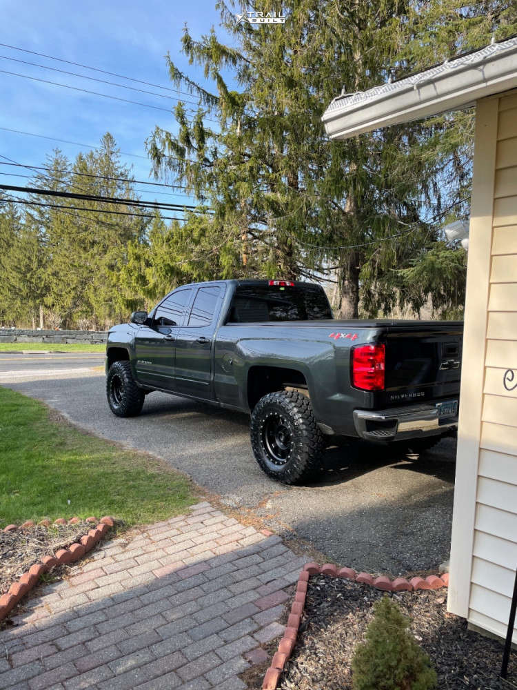 2018 Chevrolet Silverado 1500 Wheel Offset Aggressive > 1" Outside ...