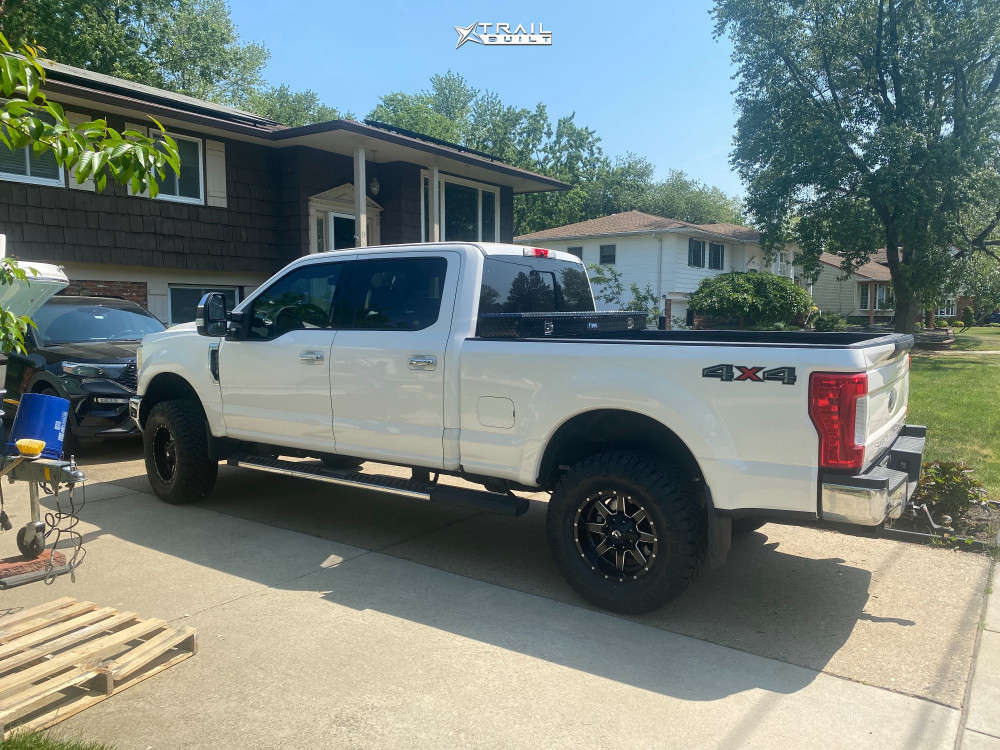 2017 Ford F-250 Super Duty Wheel Offset Aggressive > 1" Outside Fender ...