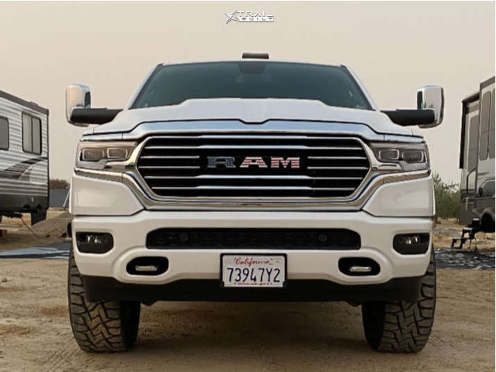 2020 Ram 1500 Wheel Offset Slightly Aggressive Suspension Lift 3.5 ...