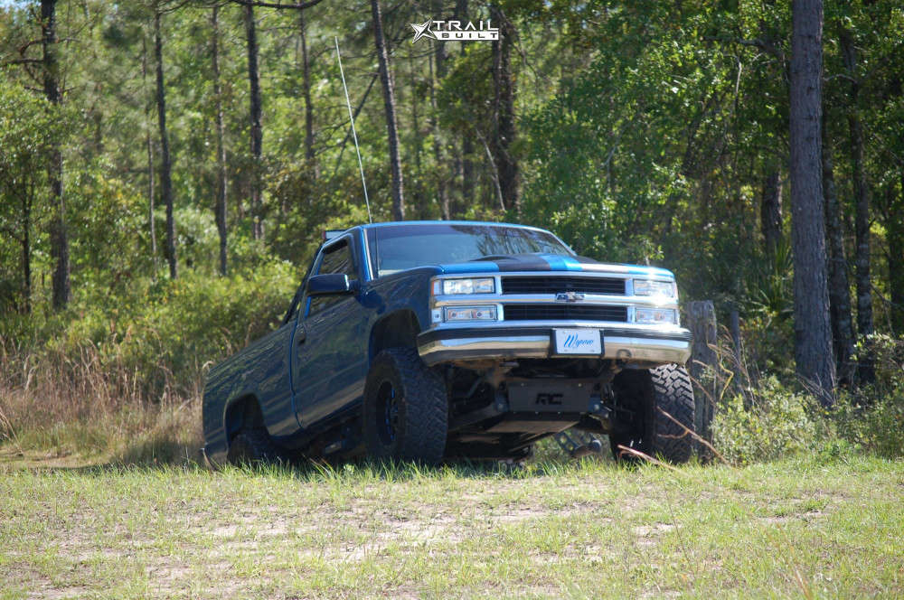 1997 Chevrolet K1500 Wheel Offset Aggressive > 1" Outside Fender ...