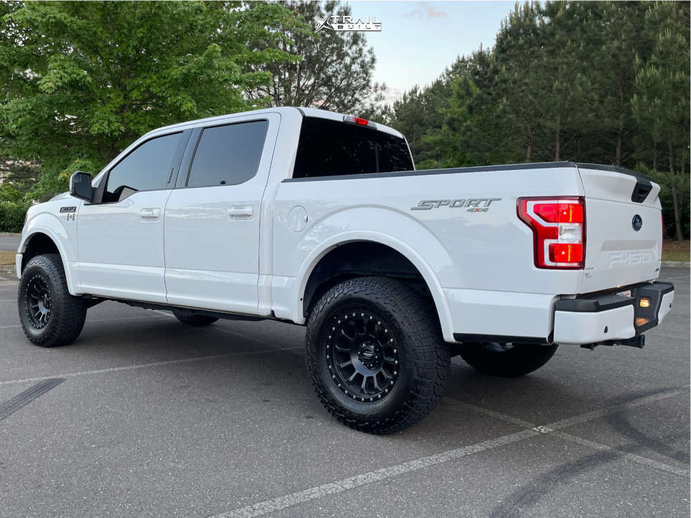 2019 Ford F-150 Wheel Offset Aggressive > 1" Outside Fender Suspension ...