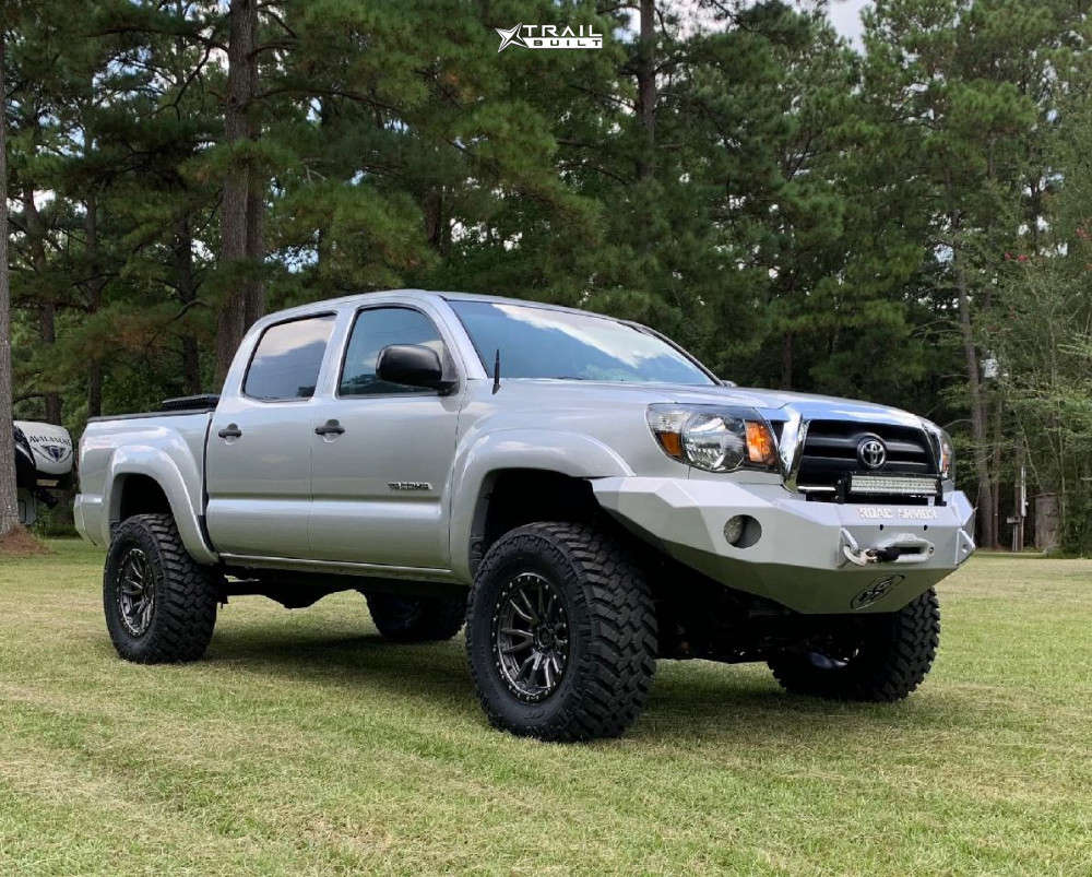 2009 Toyota Tacoma Wheel Offset Aggressive > 1" Outside Fender ...