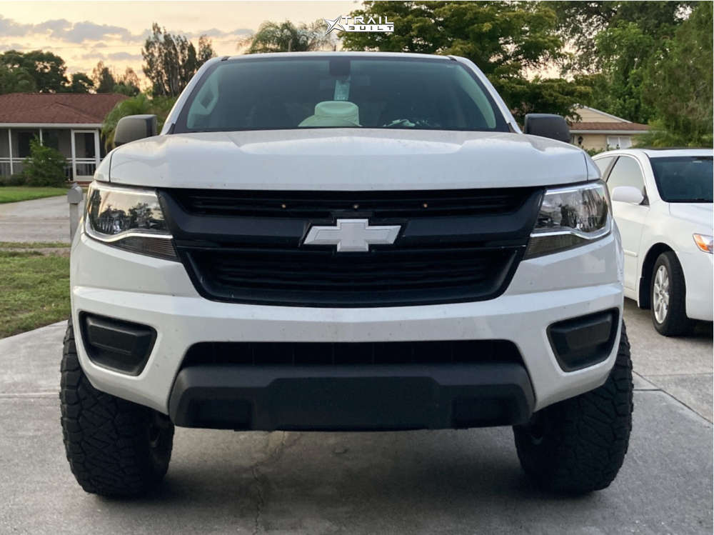 2020 Chevrolet Colorado Wheel Offset Aggressive > 1" Outside Fender Air ...