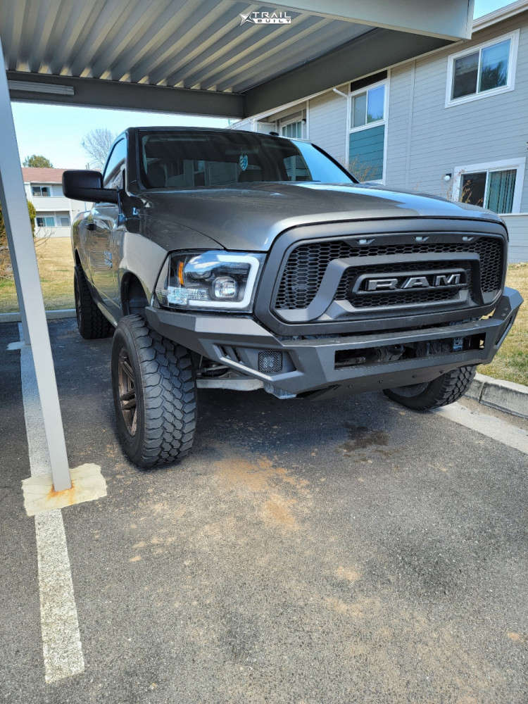 2013 Ram 1500 Wheel Offset Aggressive > 1" Outside Fender Suspension ...