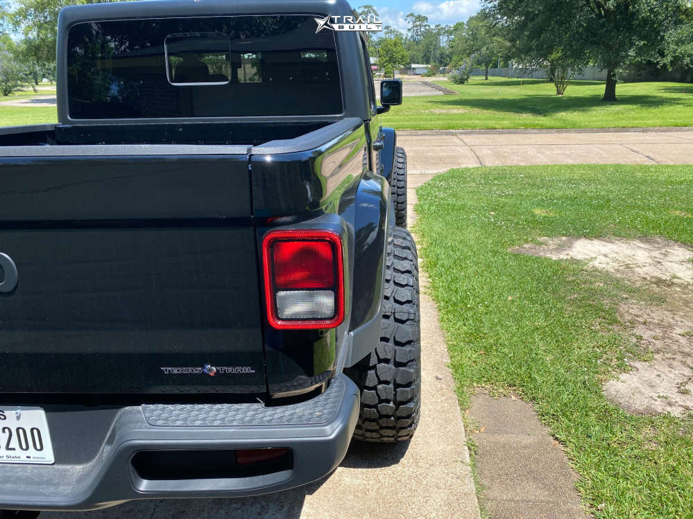 2021 Jeep Gladiator Wheel Offset Super Aggressive 3"-5" Leveling Kit ...