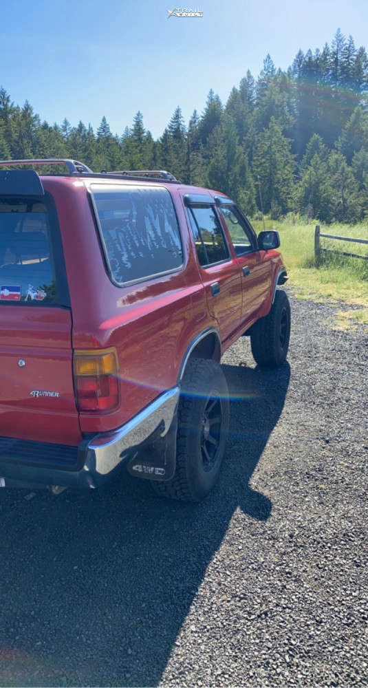 1995 Toyota 4Runner Wheel Offset Slightly Aggressive Suspension Lift 3. ...