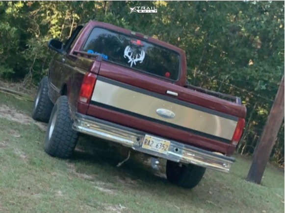 1996 Ford F-150 Wheel Offset Aggressive > 1" Outside Fender Leveling ...