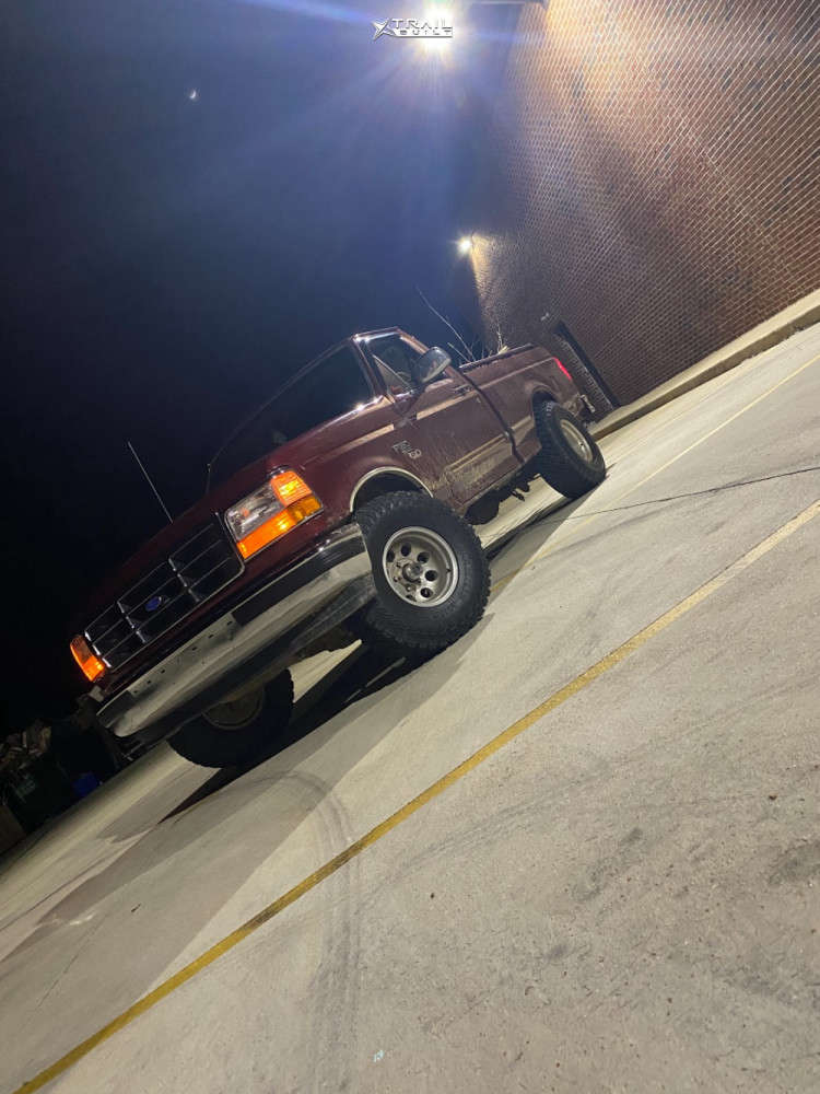 1996 Ford F-150 Wheel Offset Aggressive > 1" Outside Fender Leveling ...