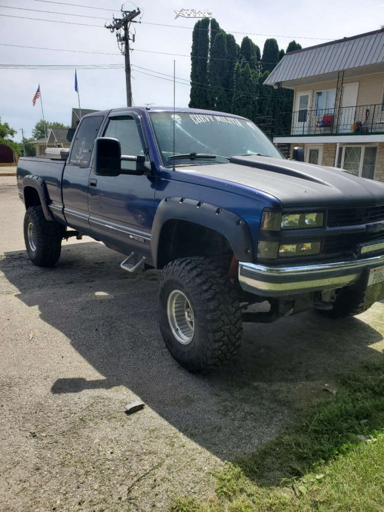 1994 Chevrolet K1500 Wheel Offset Aggressive > 1" Outside Fender ...
