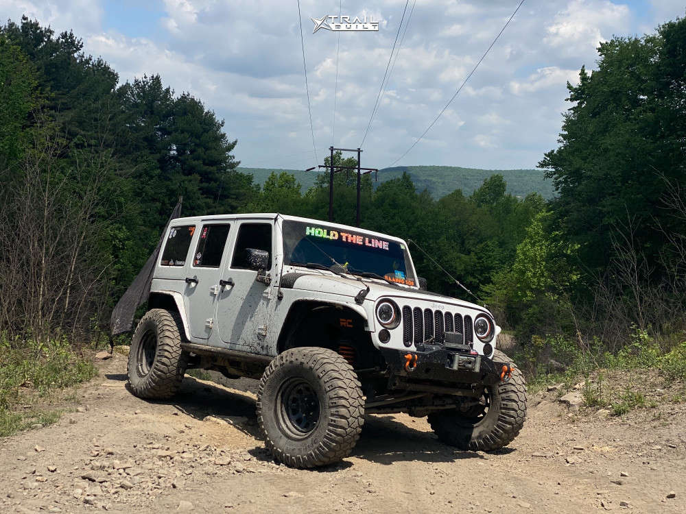 2014 Jeep Wrangler Wheel Offset Aggressive > 1" Outside Fender ...
