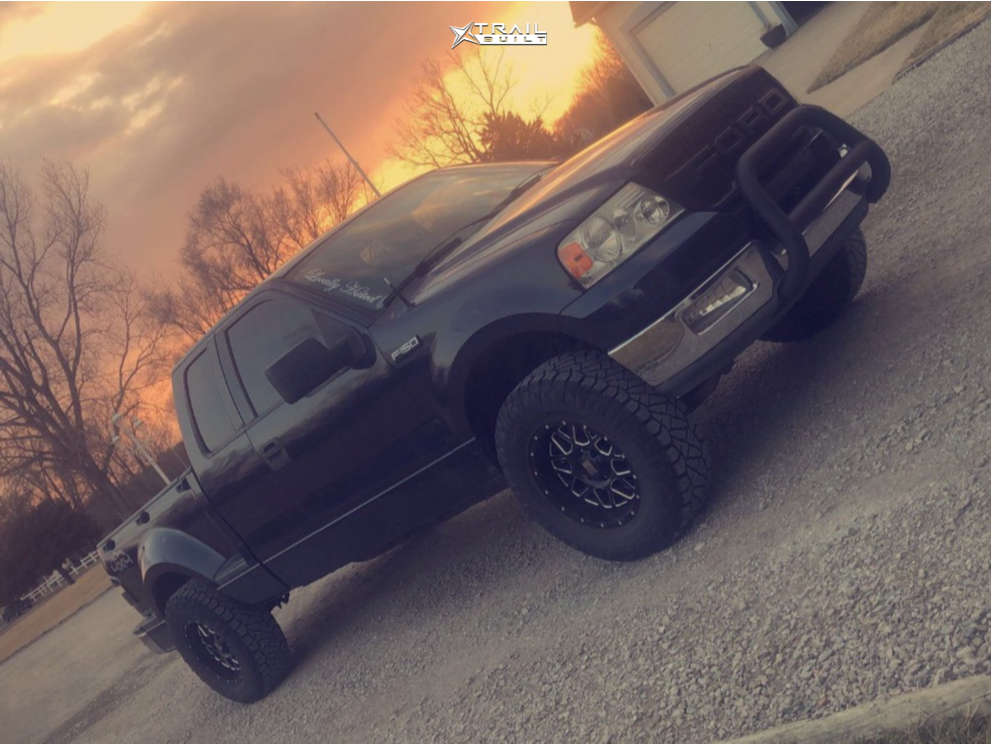 2004 Ford F-150 Wheel Offset Aggressive > 1" Outside Fender Suspension ...