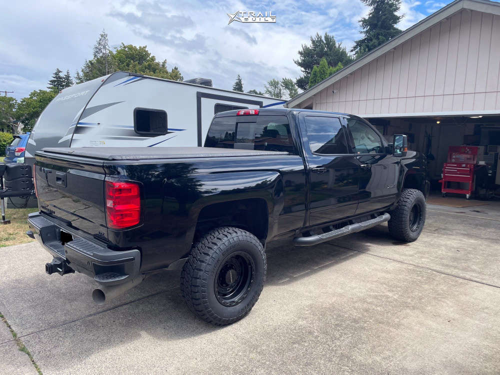2017 Chevrolet Silverado 2500 HD Wheel Offset Aggressive > 1" Outside ...