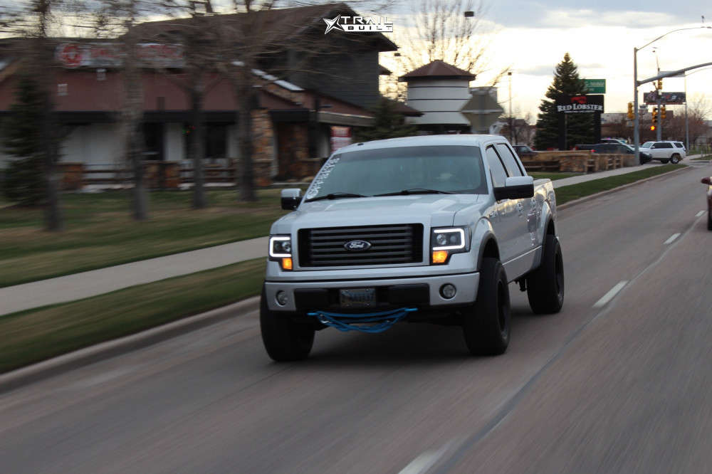 2012 Ford F-150 Wheel Offset Aggressive > 1" Outside Fender Leveling ...