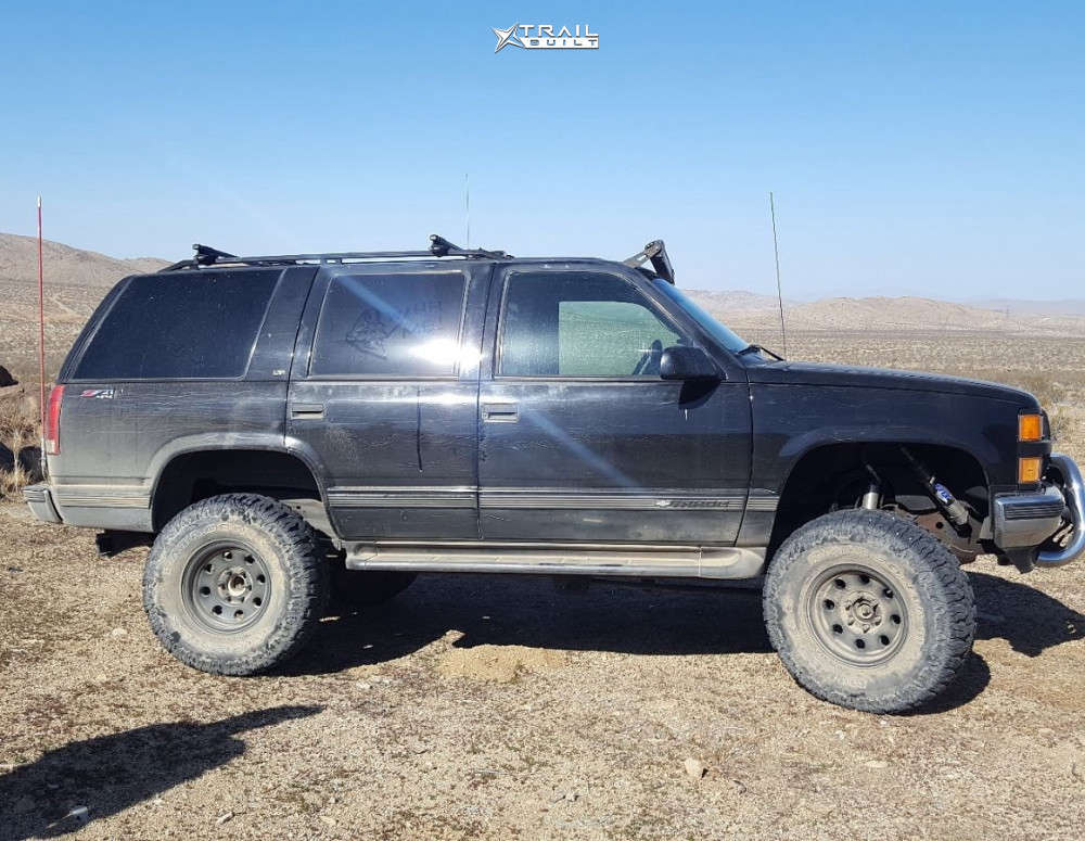 1998 Chevrolet Tahoe Wheel Offset Aggressive > 1" Outside Fender ...