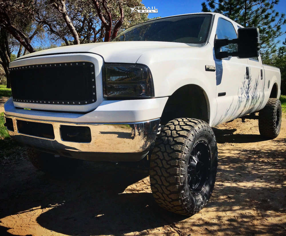 2006 Ford F-250 Super Duty Wheel Offset Aggressive > 1" Outside Fender ...
