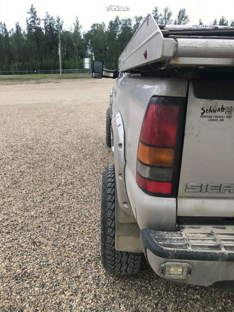 2006 GMC Sierra 2500 HD Classic Wheel Offset Super Aggressive 3"-5 ...