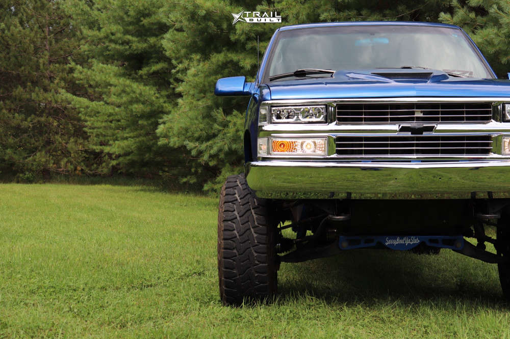 1996 Chevrolet K1500 Wheel Offset Aggressive > 1" Outside Fender ...