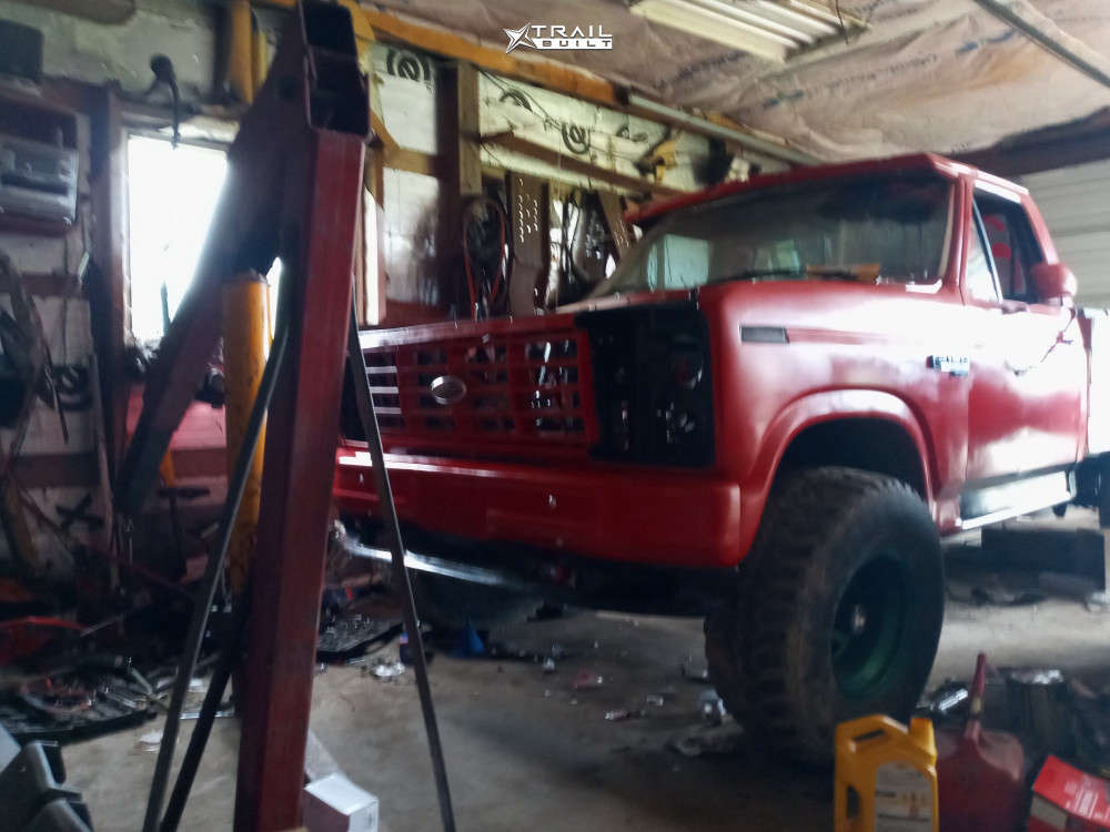 1982 Ford F-150 Wheel Offset Aggressive > 1" Outside Fender Leveling ...