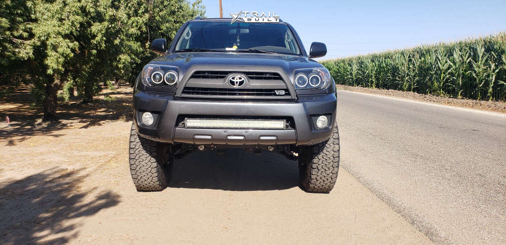 2006 Toyota 4Runner Wheel Offset Aggressive > 1" Outside Fender ...