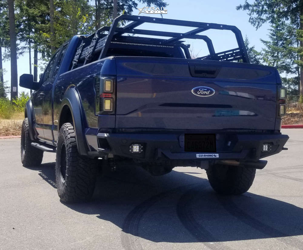 2016 Ford F-150 Wheel Offset Aggressive > 1" Outside Fender Leveling ...