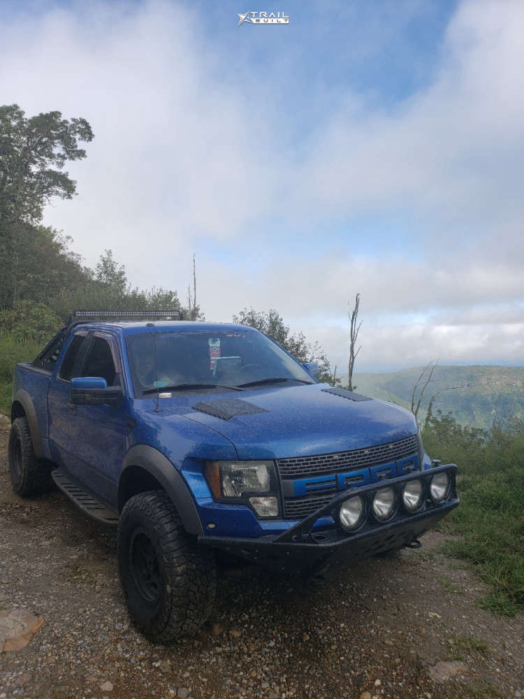 2010 Ford F-150 Wheel Offset Aggressive > 1" Outside Fender Leveling ...