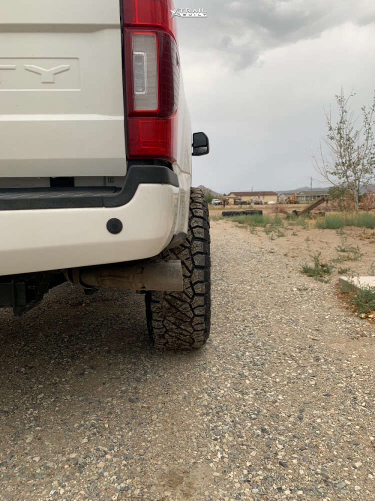 2020 Ford F-350 Super Duty Wheel Offset Aggressive > 1" Outside Fender ...