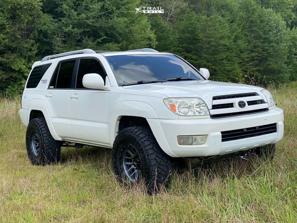 2004 Toyota 4Runner Wheel Offset Aggressive > 1" Outside Fender ...