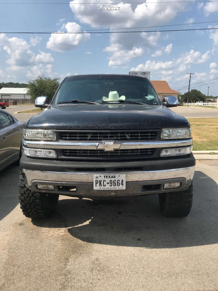 2002 Chevrolet Silverado 1500 Wheel Offset Aggressive > 1" Outside ...