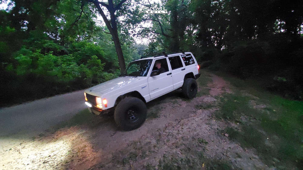 1997 Jeep Cherokee Wheel Offset Aggressive > 1" Outside Fender ...